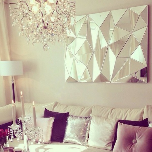 10 Luxurious Wall Mirrors That You Will Love to Have