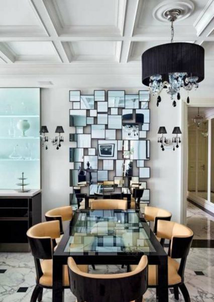 How to Incorporate Multiple Mirrors Into Your Home Decor